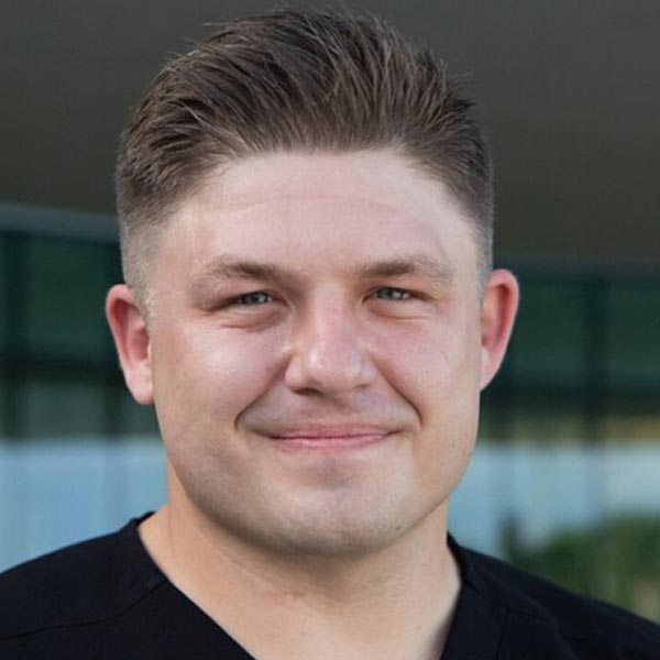 Robert Farrow's Instagram, Twitter & Facebook on IDCrawl